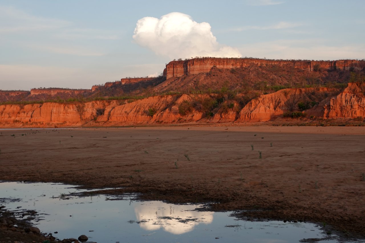 Misty Mountains of the Vumba & the Vast Wilderness of Gonarezhou ...
