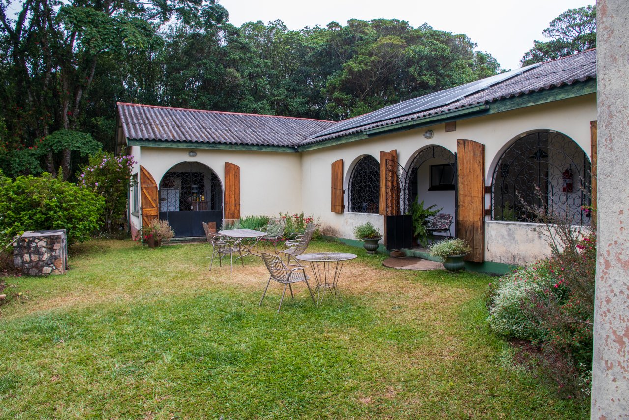 Misty Mountains of the Vumba & the Vast Wilderness of Gonarezhou ...